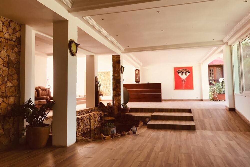 Iris hotel : Hotel 4 stars at Dakar | official website