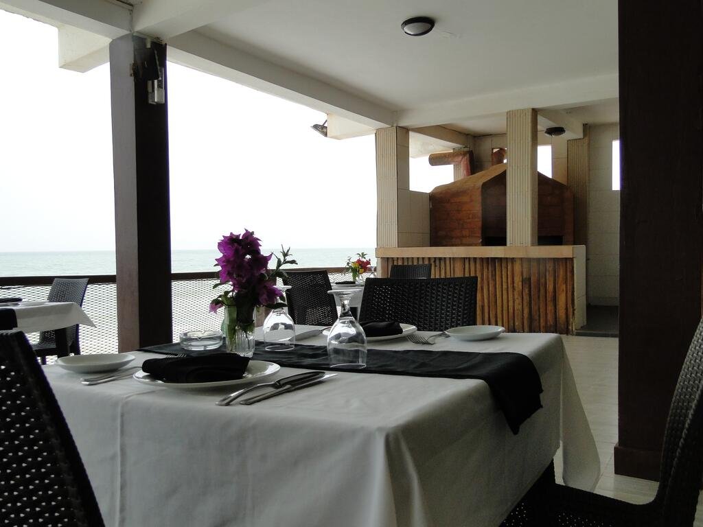 Iris hotel : Hotel 4 stars at Dakar | official website